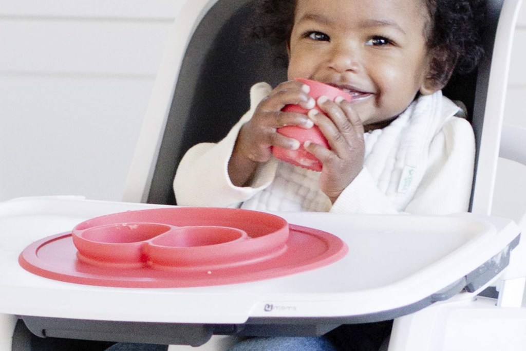 The Best Silicone Place Mats For Your Baby s Mealtime NewFolks the-best-silicone-place-mats-for-your-baby-s-mealtime-newfolks