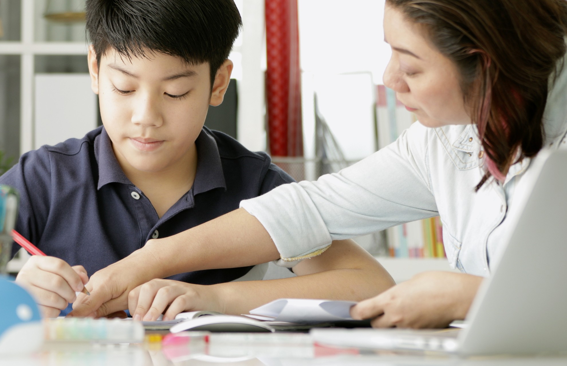 4 homework apps that are helpful for middle schoolers | NewFolks